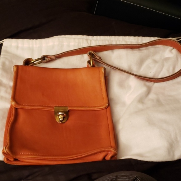 unknown | Bags | Vintage Leather Shoulder Bag Turn Clasp | Poshmark